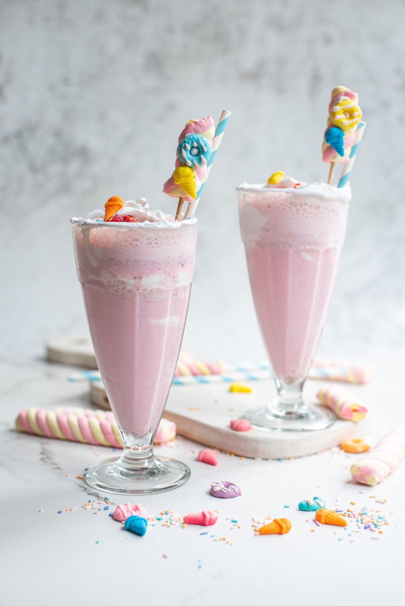 The Best Strawberry Milkshake Recipe With Real Strawberries - Whole ...