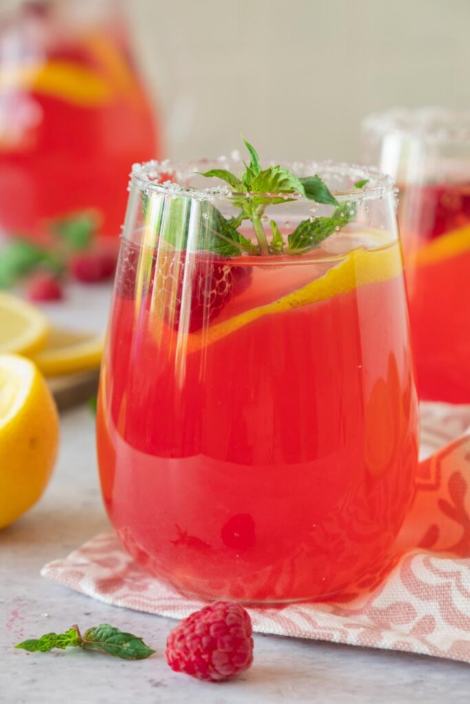 Sparkling Lemonade With Raspberry and Ginger - Whole Food Bellies